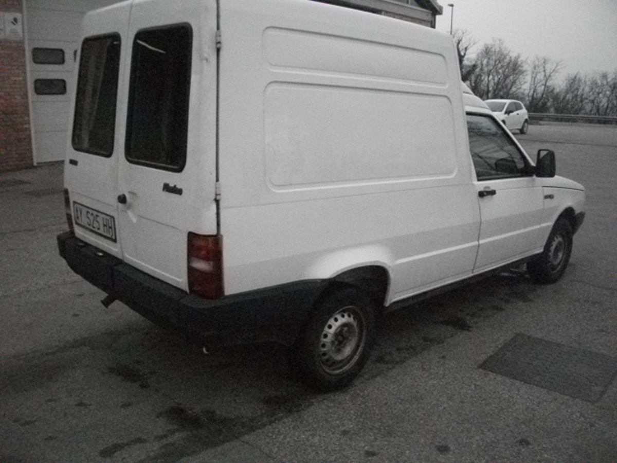 FIAT FIAT AUTO SPA 146 Usato