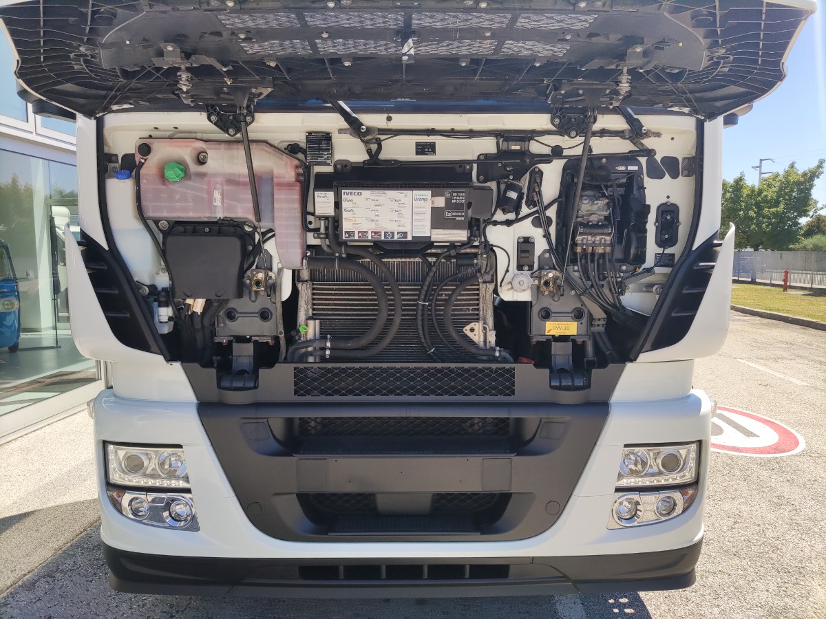 IVECO IVECO AS 260 S48Y/FS-CM e-tronic Usato