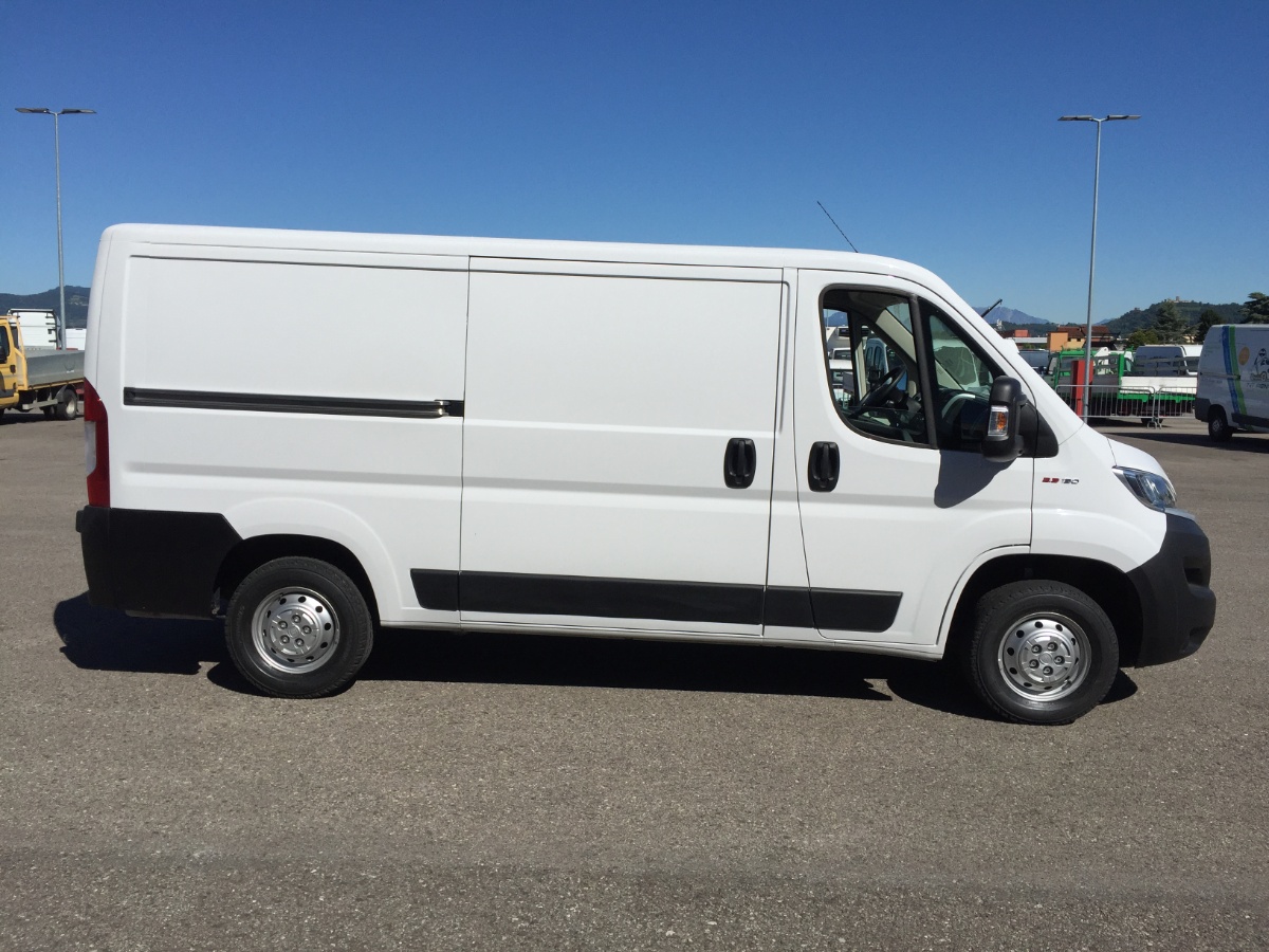 FIAT Fiat Ducato 33 2.3 MJT 130CV PM-TN Furgone Usato