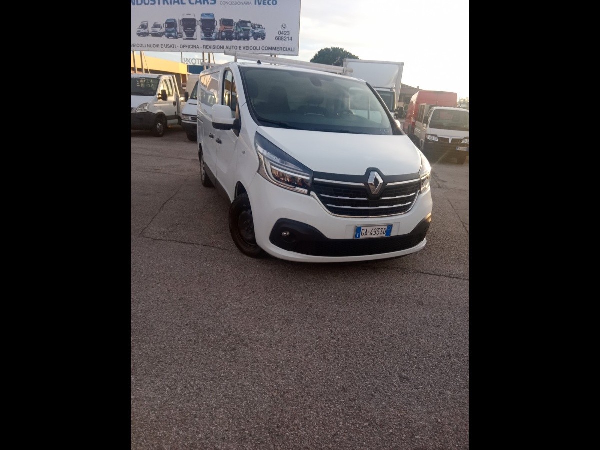 RENAULT RENAULT Trafic T27 2.0 dCi 120CV PC-TN Furgone Ice Usato
