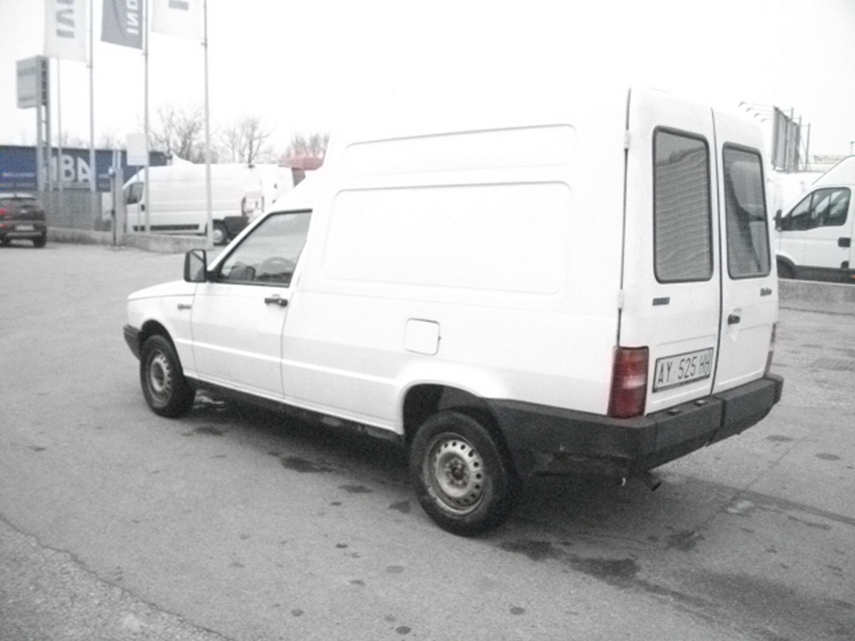 FIAT FIAT AUTO SPA 146 Usato