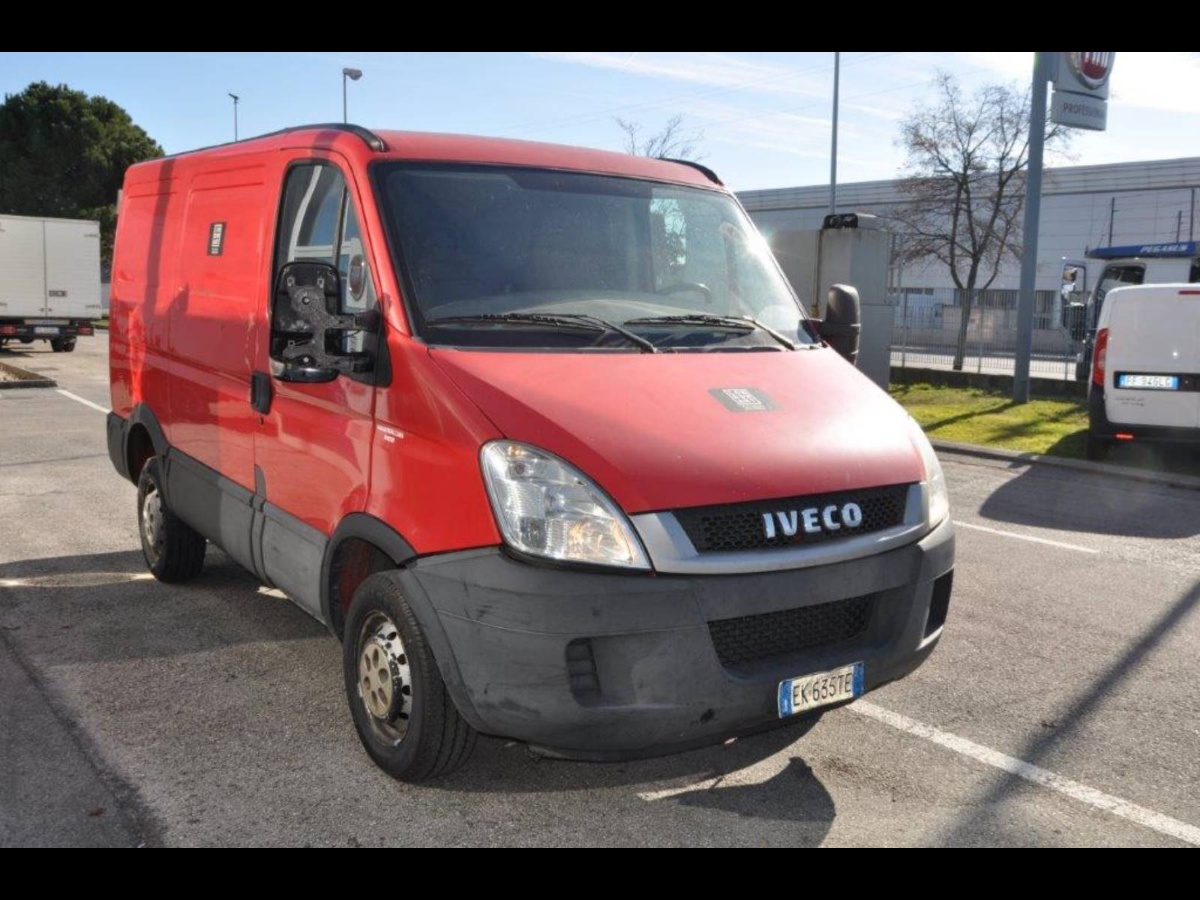 IVECO IVECO Daily 29L10V 2.3Hpi PC-TN Minivan Usato